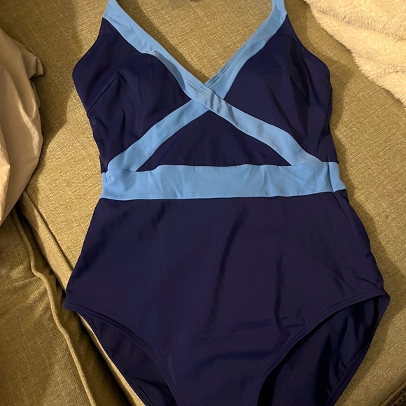 Boden | Swim | Boden Onepiece Bathing Suit In Us6 | Poshmark